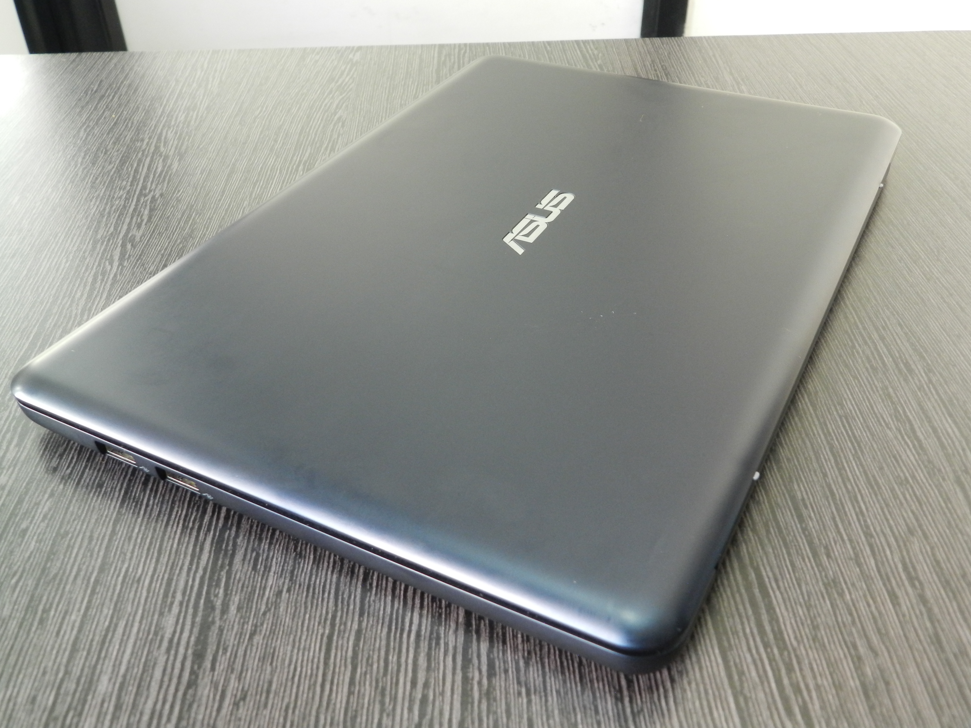 Asus X205TA Review: Ultra-portable Budget Eeebook For Business/Home ...